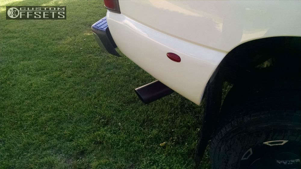 2007 Chevrolet Silverado 3500 HD with 16x6 102 Ultra Phantom Dually and ...