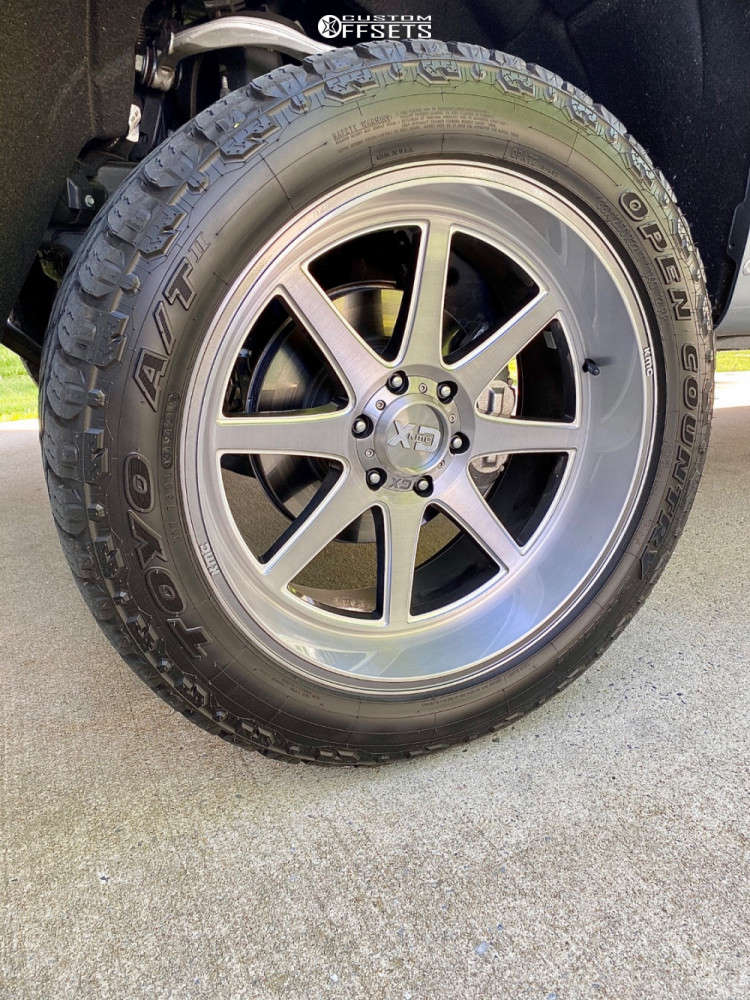 2019 Chevrolet Silverado 1500 with 22x10 -18 XD Xd844 and 33/12.5R22 ...