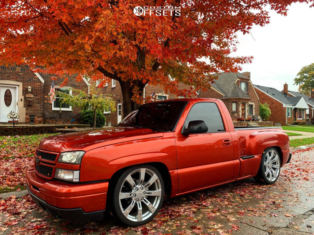 2006 Chevrolet Silverado 1500 with 22x9 31 OE Performance 144 and 265 ...