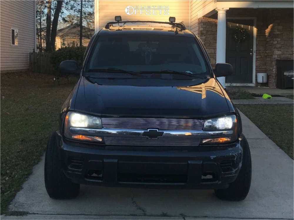 2007 Chevrolet Trailblazer with 20x12 -44 Moto Metal Mo970 and 275 ...
