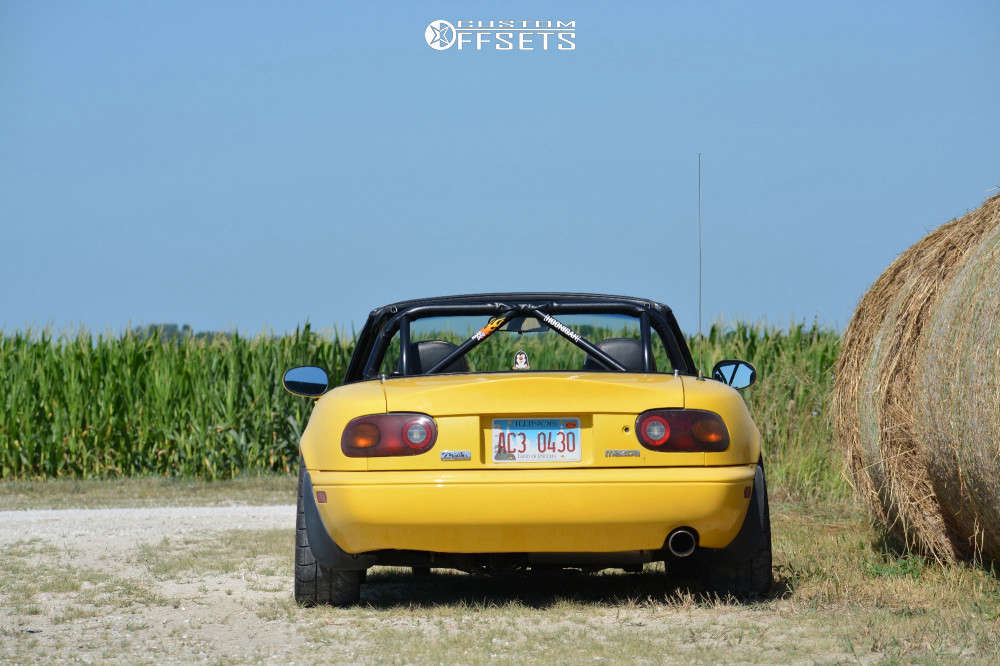 1992 Mazda Miata with 15x8 25 Advanti Racing Storm S1 and 225/45R15 ...
