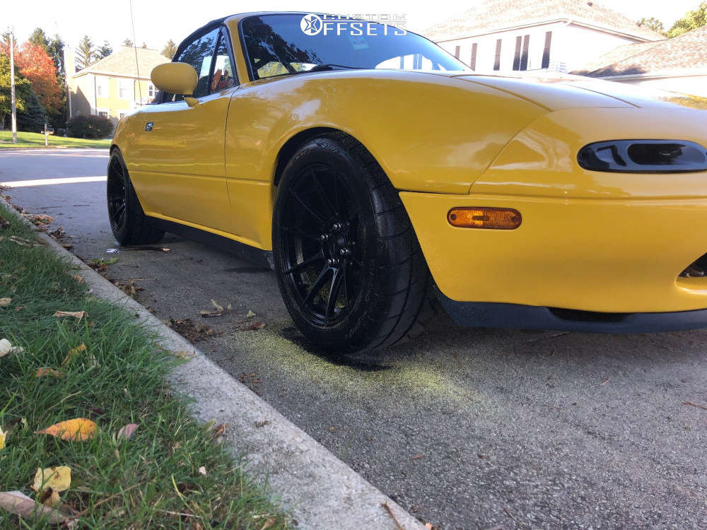 1992 Mazda Miata with 15x8 25 Advanti Racing Storm S1 and 225/45R15 ...