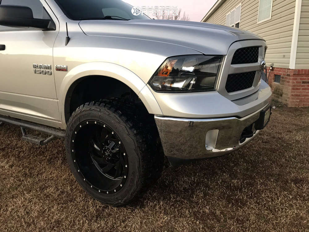 2017 Ram 1500 with 22x12 -44 RBP 66r and 35/12.5R22 Toyo Tires Open ...