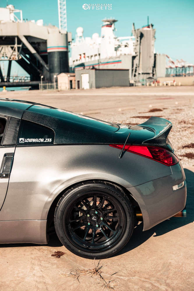 2007 Nissan 350Z with 18x9.5 10 Cosmis Racing XT-206R and 265/35R18 ...