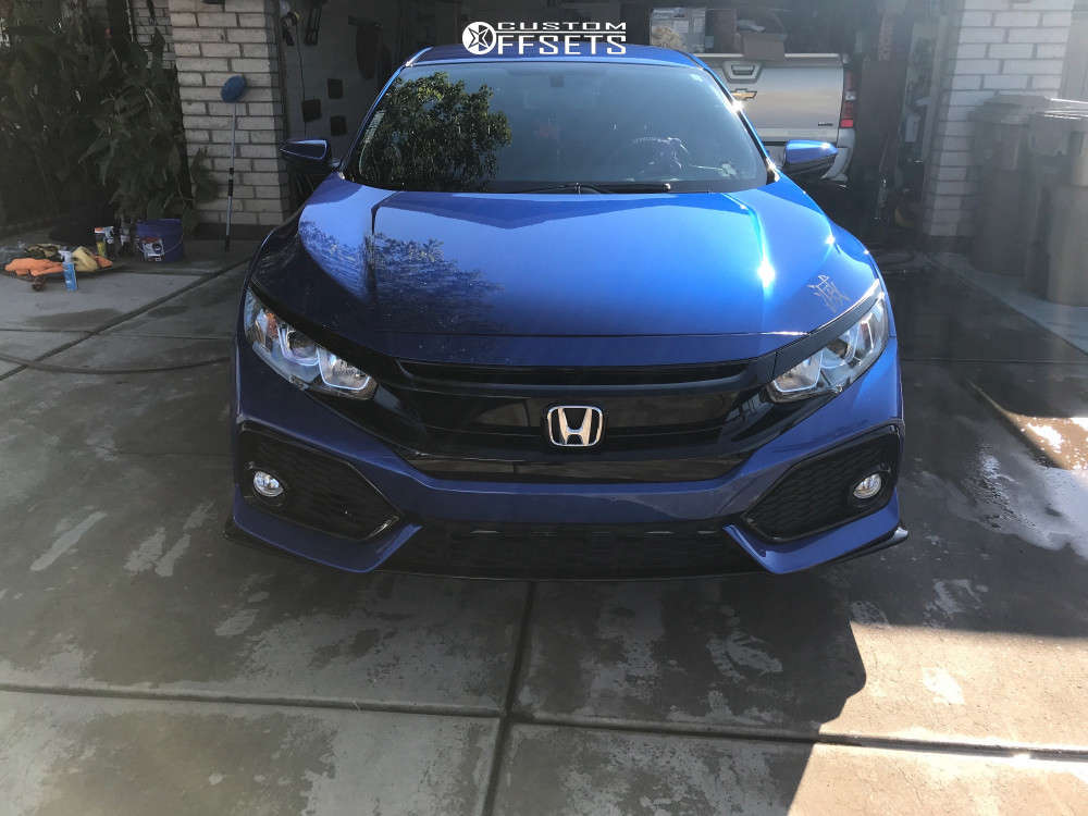 2018 Honda Civic with 18x8 40 Revolution Racing Rr20 and 235/40R18 ...
