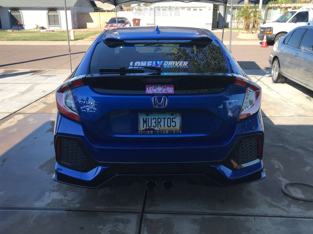 2018 Honda Civic with 18x8 40 Revolution Racing Rr20 and 235/40R18 ...