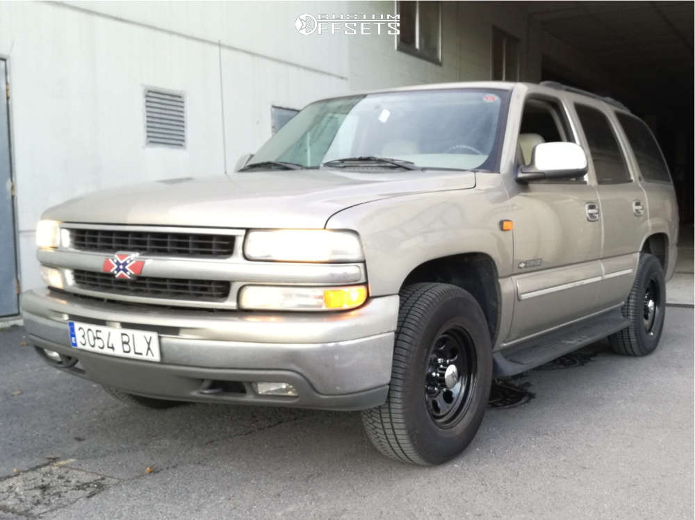 2001 Chevrolet Tahoe with 16x8 13 Cragar 397 and 265/70R16 BFGoodrich ...