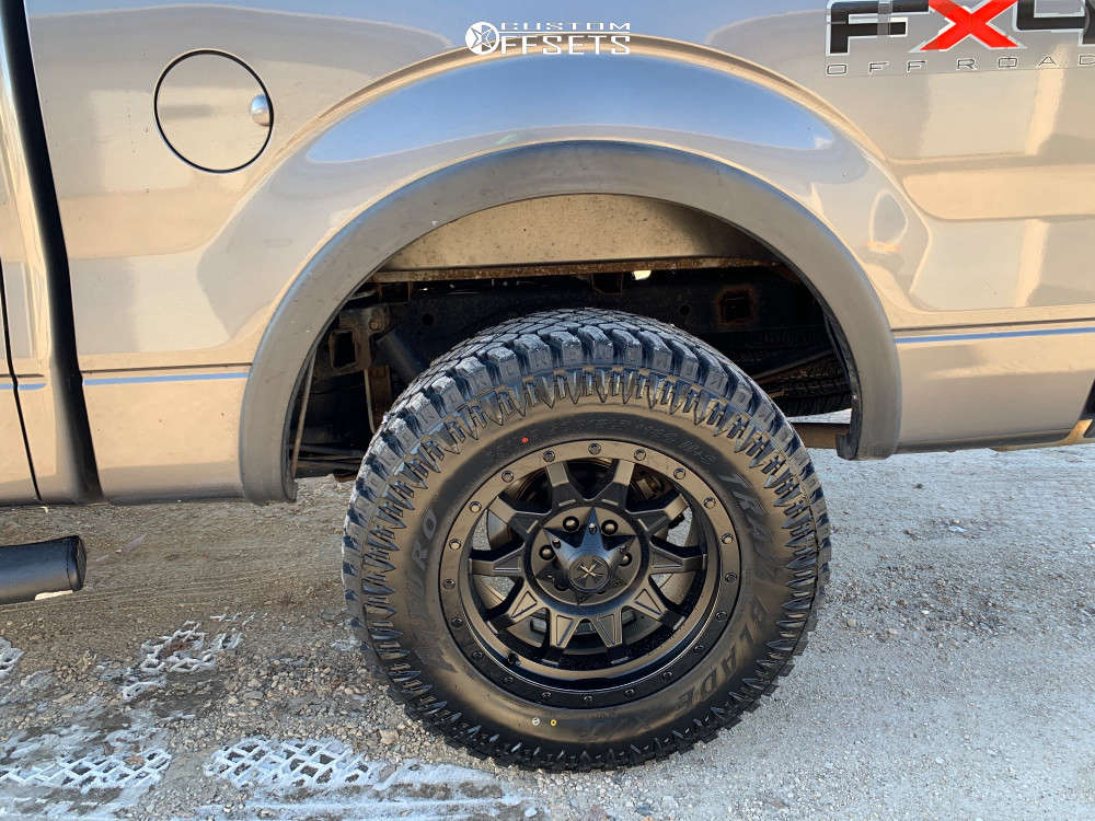 2010 Ford F-150 with 18x9 -12 Dirty Life Roadkill and 33/12.5R18 Atturo ...