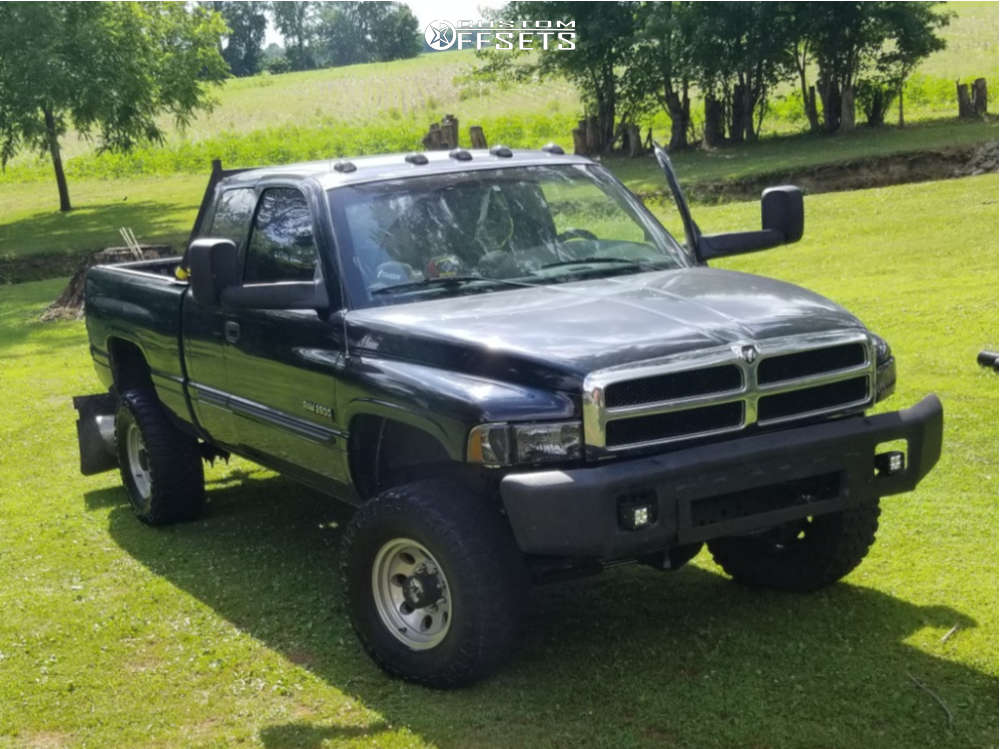 2002 Dodge Ram 2500 with 16x8 0 Mickey Thompson Classic Iii and 33/12 ...