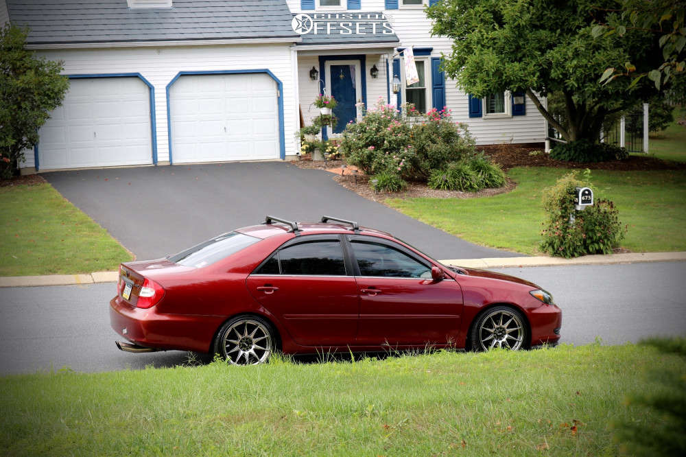 2004 Toyota Camry with 18x8.75 20 XXR 527 and 225/40R18 Achilles Atr ...