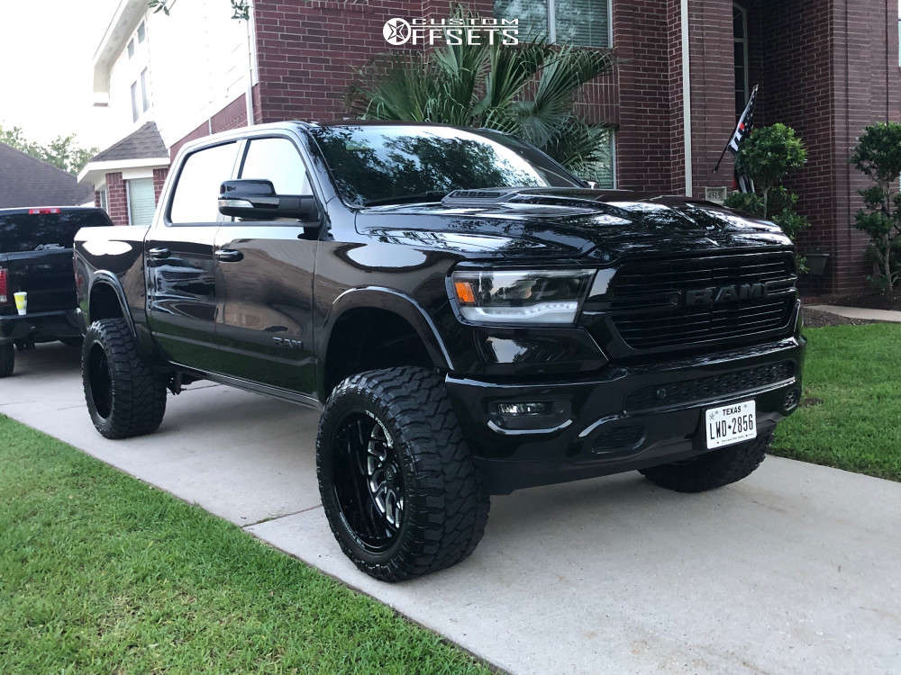 2019 Ram 1500 with 22x12 -51 TIS Forged F51bm1 and 35/13.5R22 Fury ...