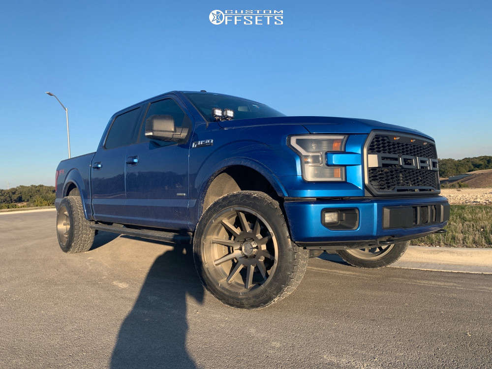 2016 Ford F-150 with 22x12 -44 V-Rock Tactical and 33/12.5R22 Nitto ...