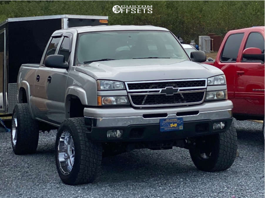 2007 Chevrolet Silverado 1500 Classic with 20x12 -44 Ultra Predator and ...
