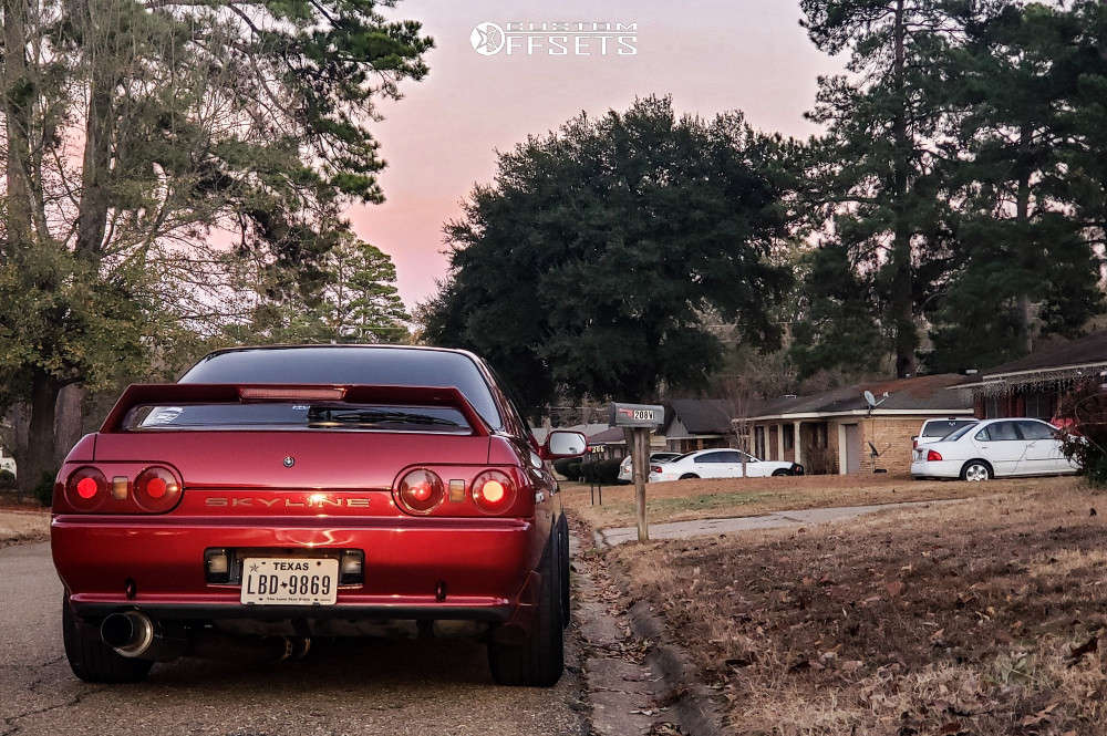 1992 Nissan Skyline R32 with 18x9.5 15 MB Wheels Battle and 215/40R18 ...