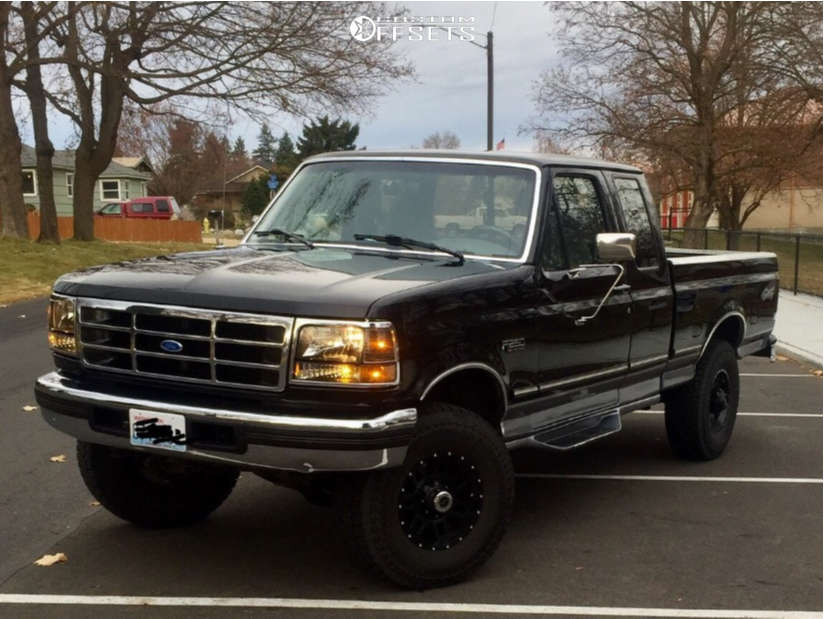 1996 Ford F-250 with 17x9 Raceline Injector and 285/70R17 Mazama Open ...