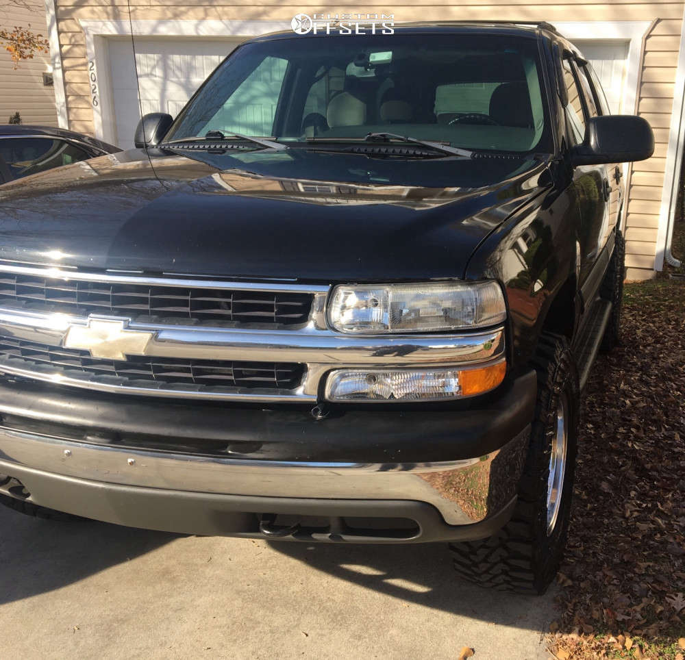 2004 Chevrolet Tahoe with 17x9 -6 Pro Comp 69 and 295/70R17 Yokohama ...