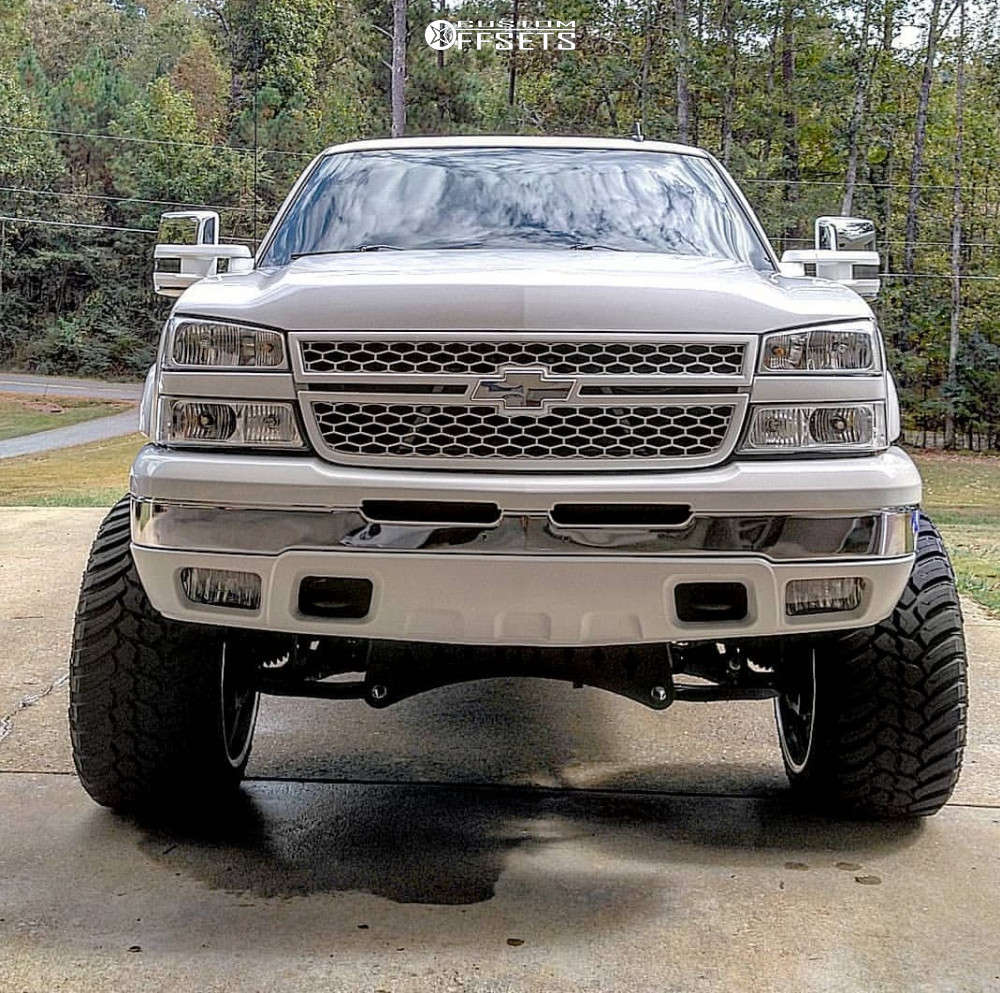 2006 Chevrolet Silverado 1500 with 24x14 -76 Xtreme Force Xf5 and 35/13 ...