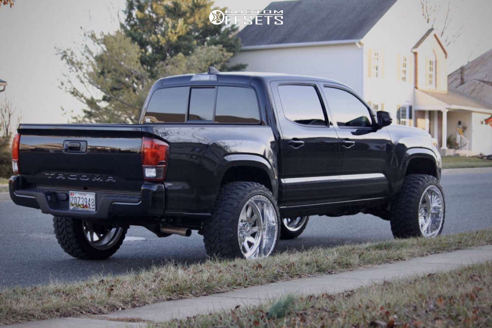2019 Toyota Tacoma with 22x12 -40 American Force Aka Ss and 33/12.5R22 ...