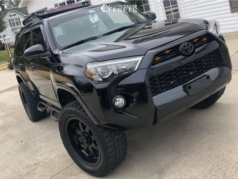2015 Toyota 4Runner with 20x9 -17 Ultra Goliath and 33/12.5R20 ...