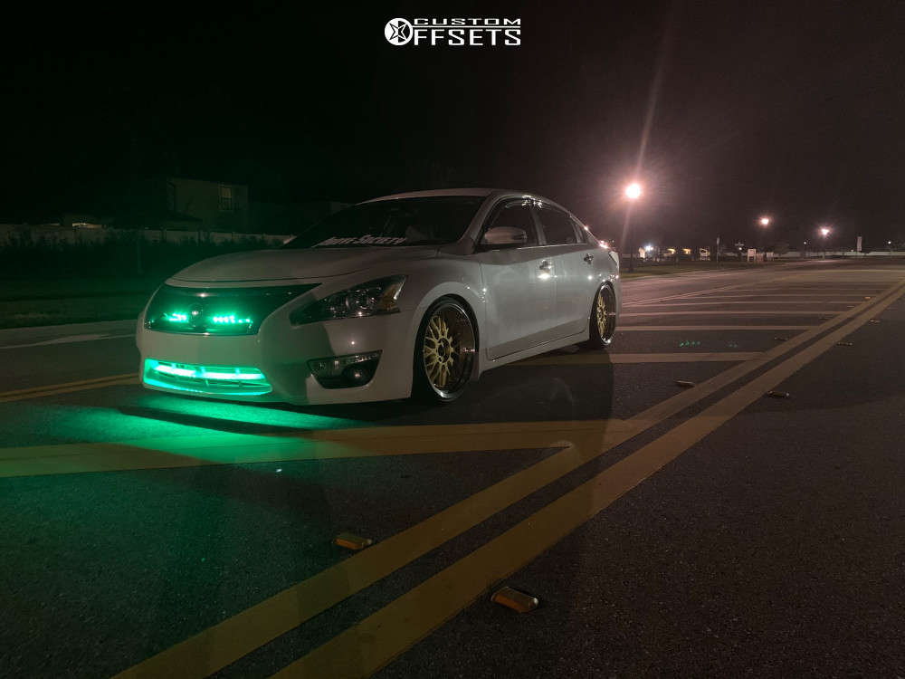 2015 Nissan Altima with 19x9.5 35 JNC JNC005 and 225/35R19 Delinte D7 ...