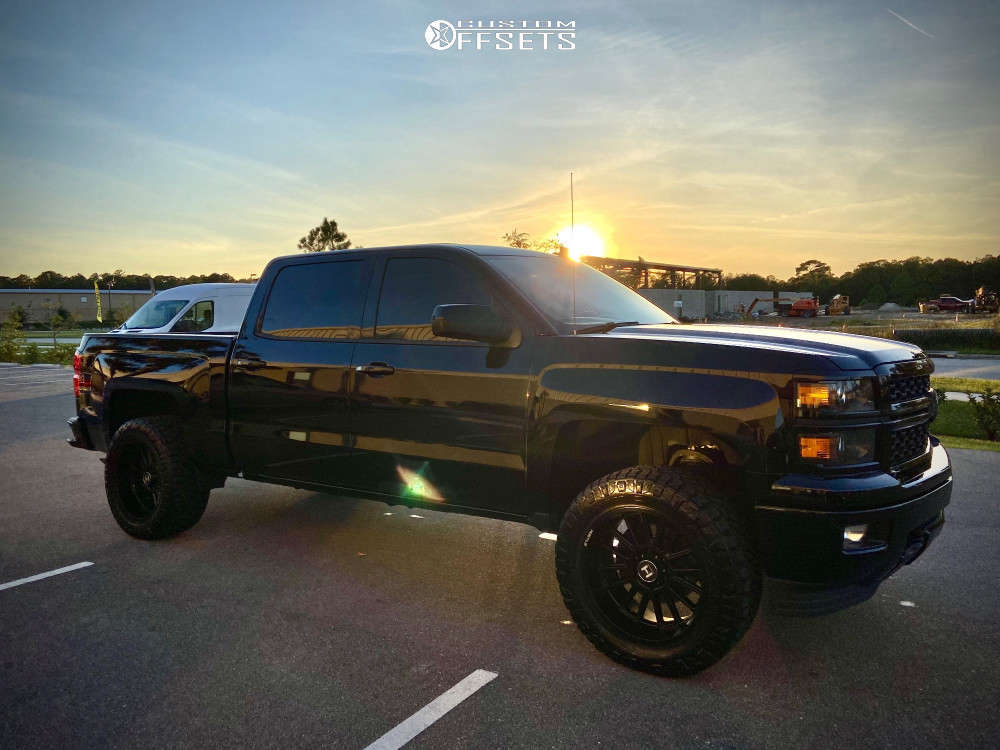 2015 Chevrolet Silverado 1500 with 20x10 -19 Hostile Predator and 295 ...