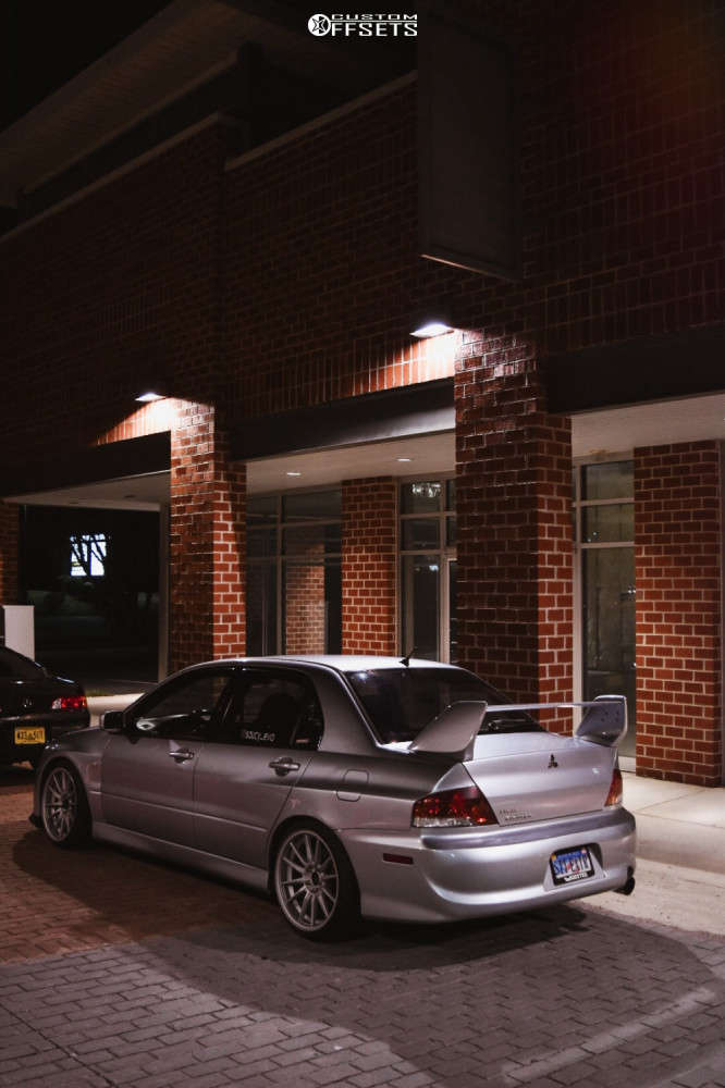 2003 Mitsubishi Lancer with 18x9.5 35 Cosmis Racing R1 and 225/35R18 ...