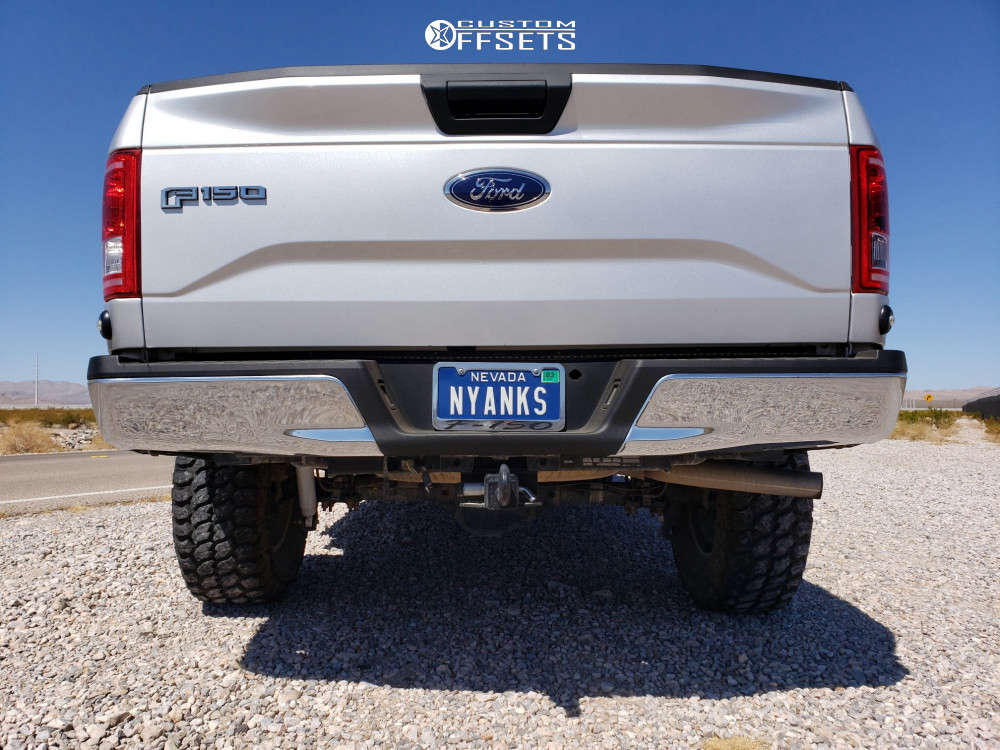 2017 Ford F-150 with 17x9 -6 Pro Comp Series 05 and 33/12.5R17 Achilles ...