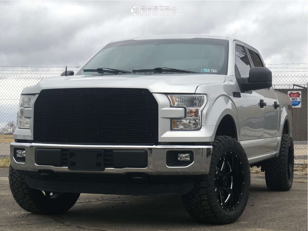 2015 Ford F-150 with 20x10 -19 Tuff T15 and 33/12.5R20 Nitto Ridge ...