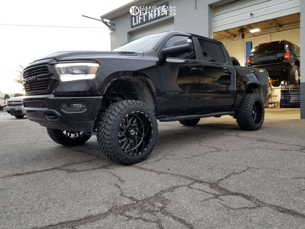 2019 Ram 1500 with 22x12 -44 TIS 544BM and 325/50R22 Nitto Trail ...