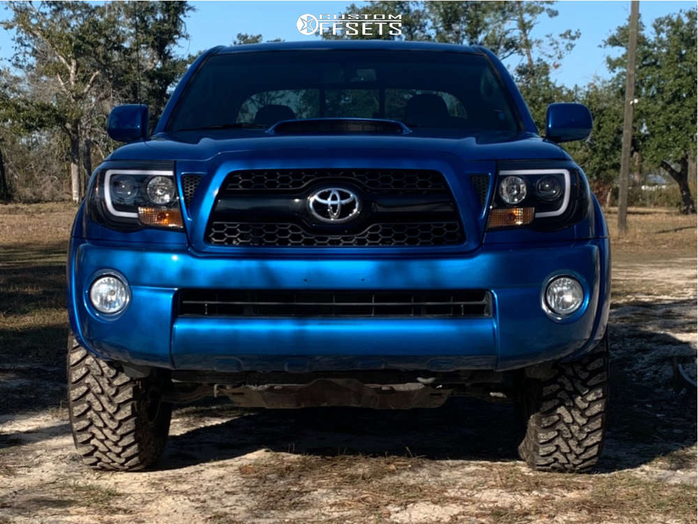 2011 Toyota Tacoma with 17x8.5 0 Method Nv and 265/70R17 Toyo Tires ...