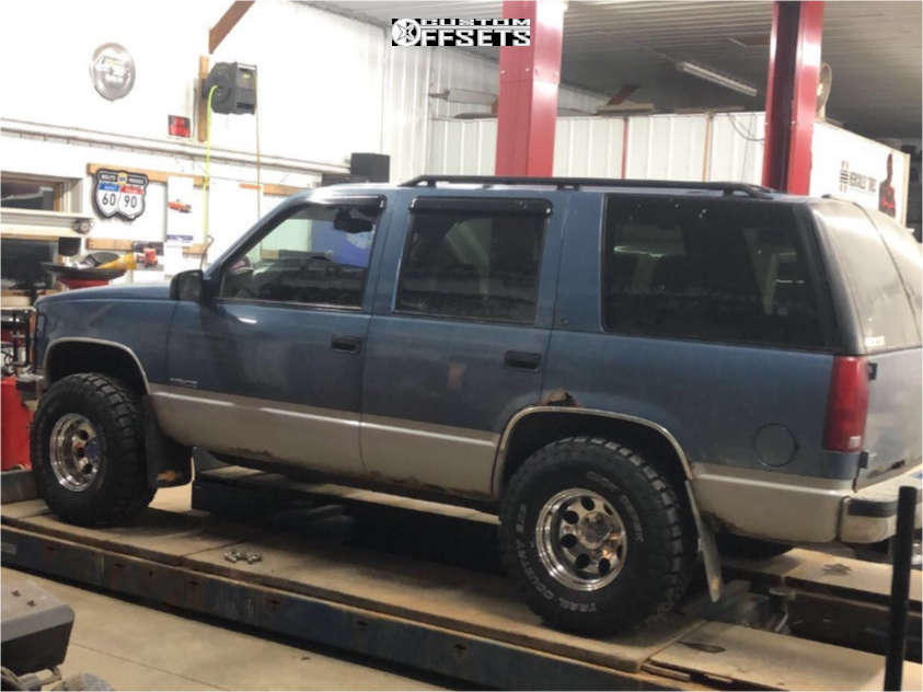 1997 Chevrolet Tahoe with 15x10 -47 Pro Comp Series 69 and 33/12.5R15 ...