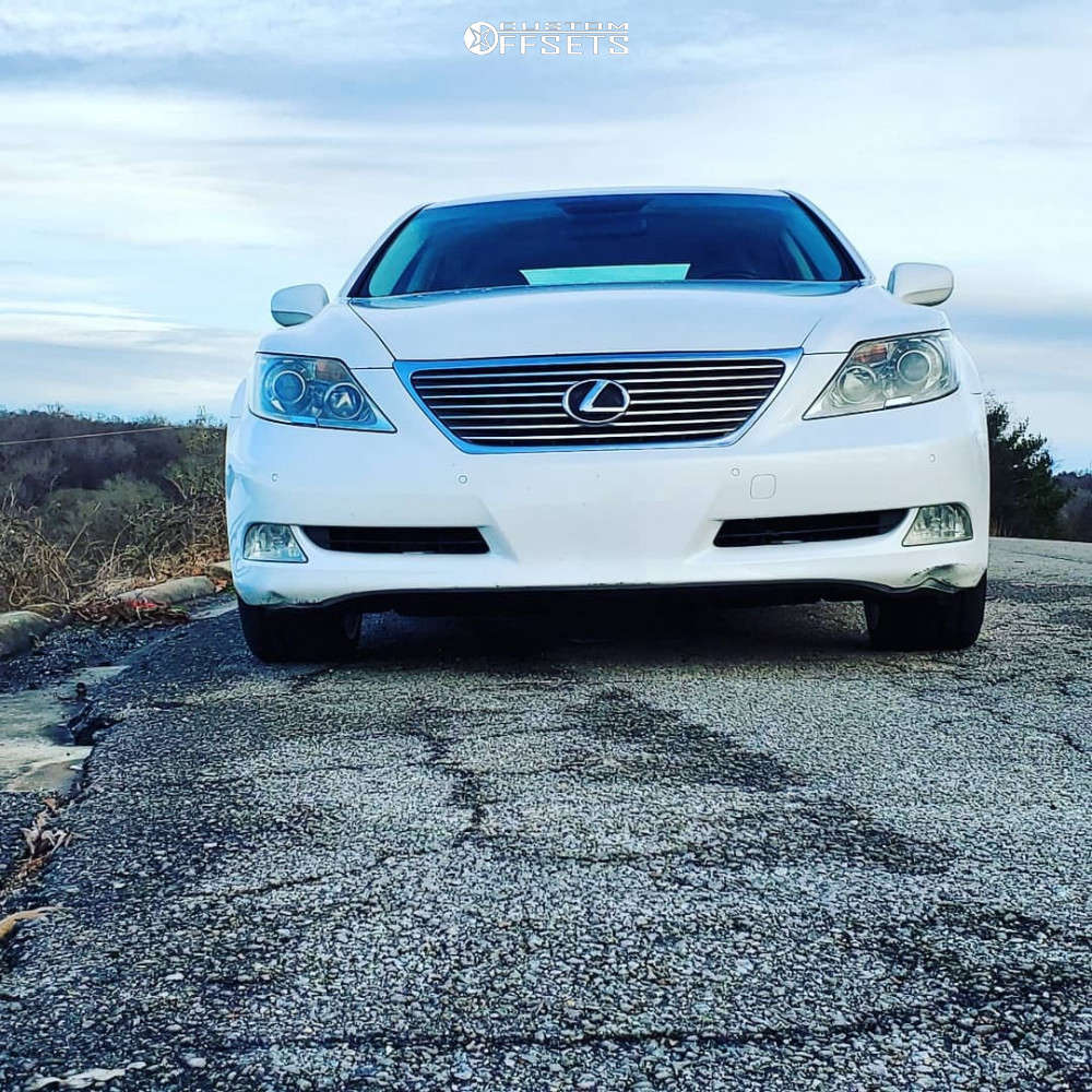2007 Lexus LS460 with 20x9 30 Aodhan Ls009 and 245/35R20 Achilles Atr ...