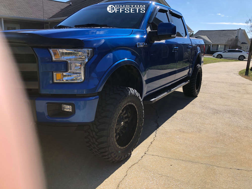 2015 Ford F-150 with 20x10 -18 Fuel Sledge and 35/12.5R20 Toyo Tires ...