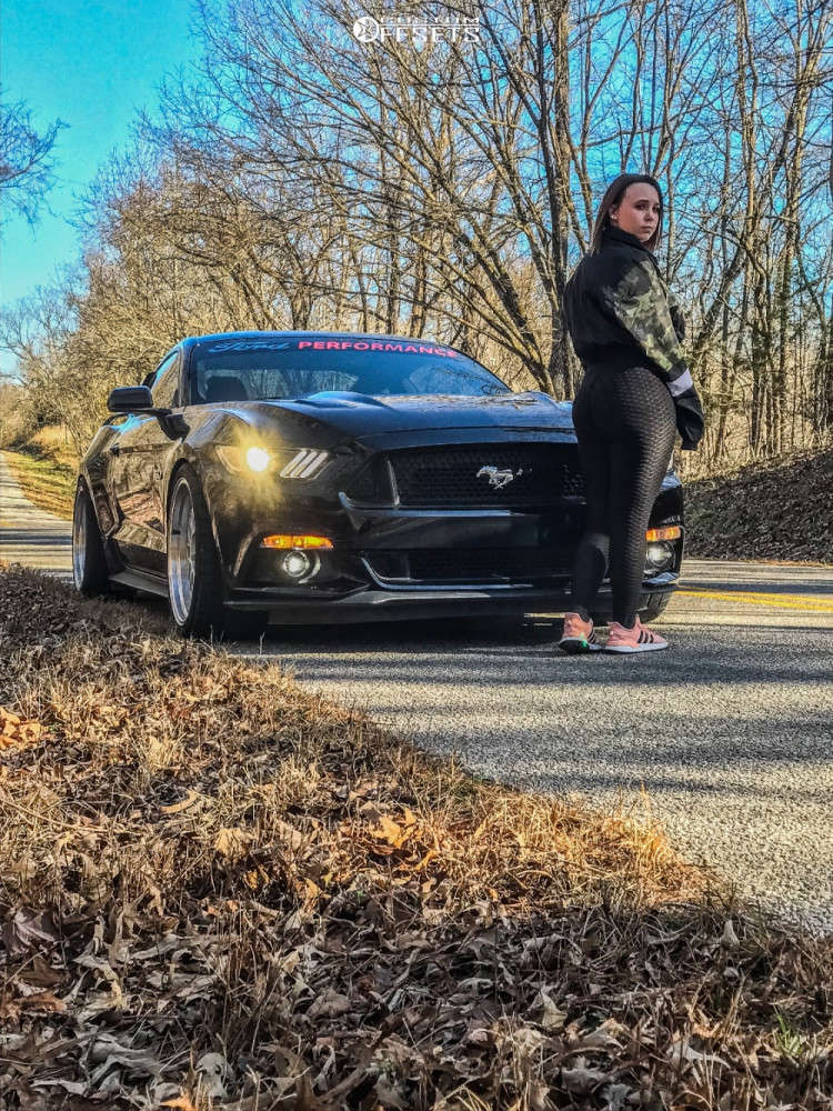 2016 Ford Mustang with 20x10 25 JNC JNC005 and 285/30R20 Nitto Nt555 G2 ...