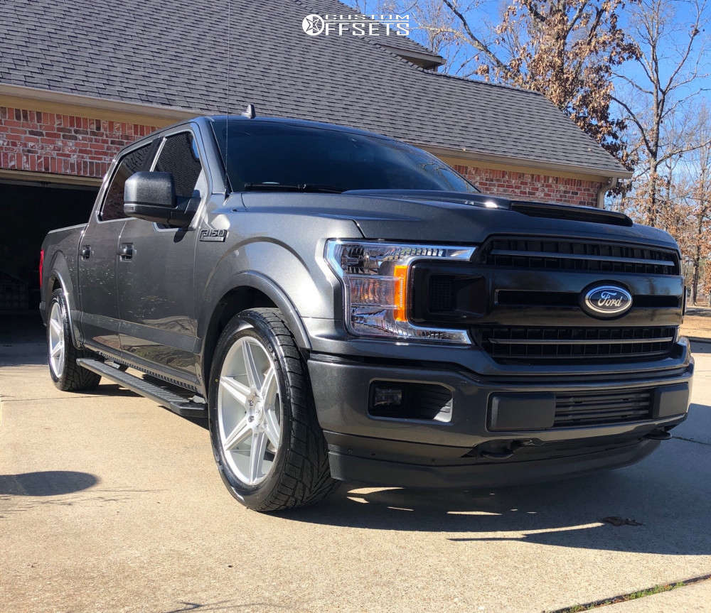 2019 Ford F-150 with 22x9.5 30 KMC Km712 and 295/45R22 Toyo Tires ...