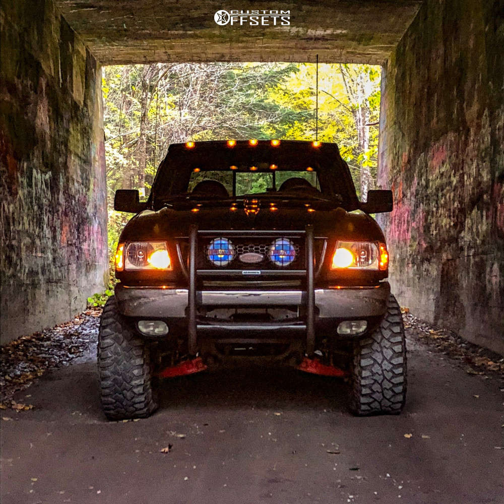 2000 Ford Ranger with 15x10 -44 American Racing Ar23 and 33/12.5R15 ...