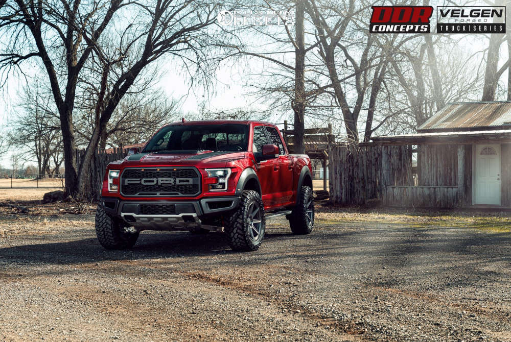 2018 Ford Raptor with 20x10 -5 Velgen Vft8 and 35/12.5R20 Nitto Trail ...