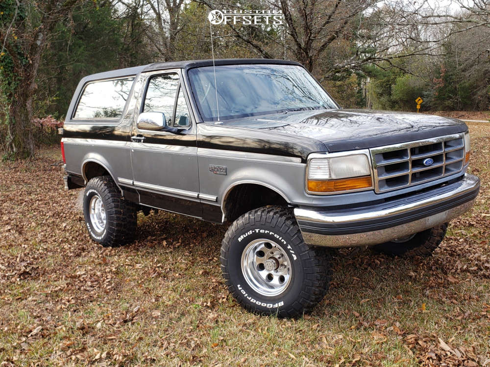 1993 Ford Bronco with 15x10 -47 Pro Comp 69 and 33/12.5R15 BFGoodrich ...