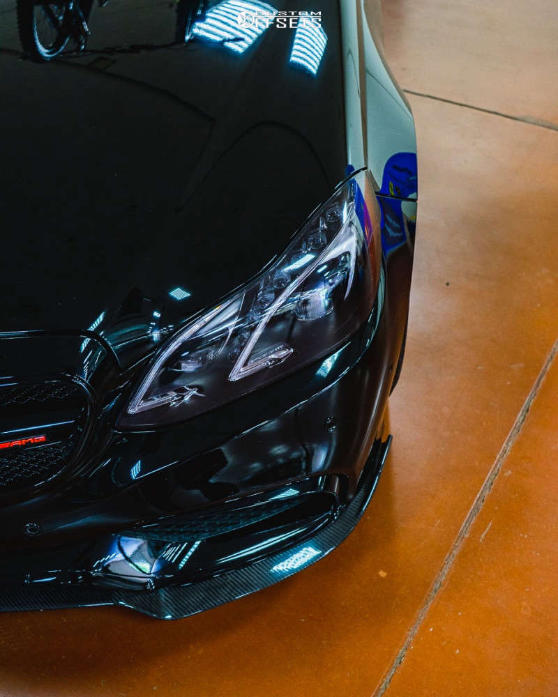 2014 Mercedes-Benz E63 AMG S with 20x9.5 35 BC Forged Hca162s and 245 ...