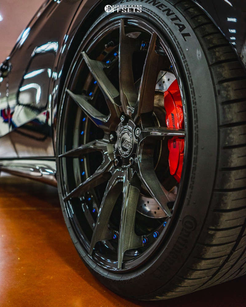 2014 Mercedes-Benz E63 AMG S with 20x9.5 35 BC Forged Hca162s and 245 ...