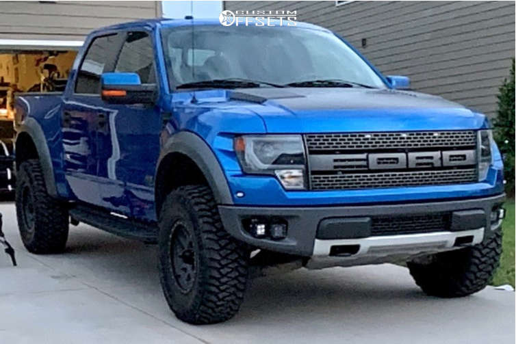 2013 Ford Raptor with 17x8.5 0 Method Grid and 35/12.5R17 Mickey ...
