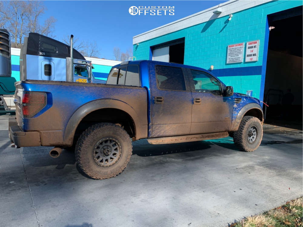 2013 Ford Raptor with 17x8.5 0 Method Grid and 35/12.5R17 Mickey ...