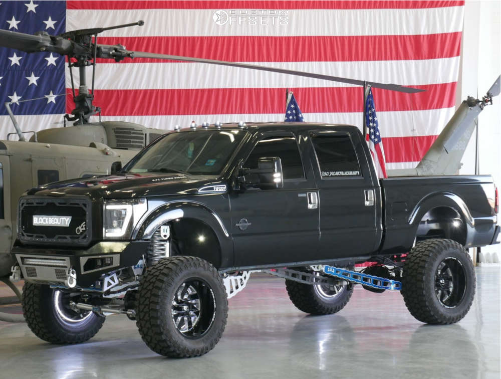 2013 Ford F-250 Super Duty with 22x12 -43 Fuel Turbo and 40/15.5R22 ...