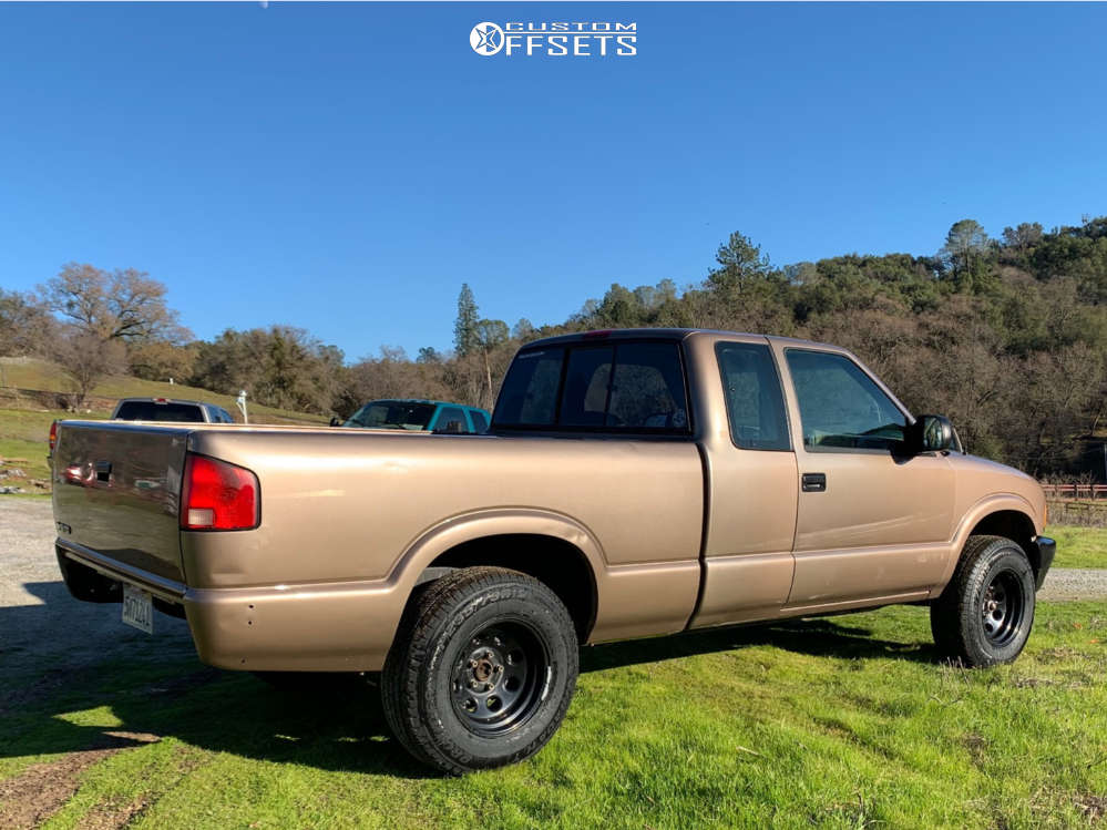 1997 Chevrolet S10 with 15x8 -19 Pro Comp Series 97 and 235/75R15 ...
