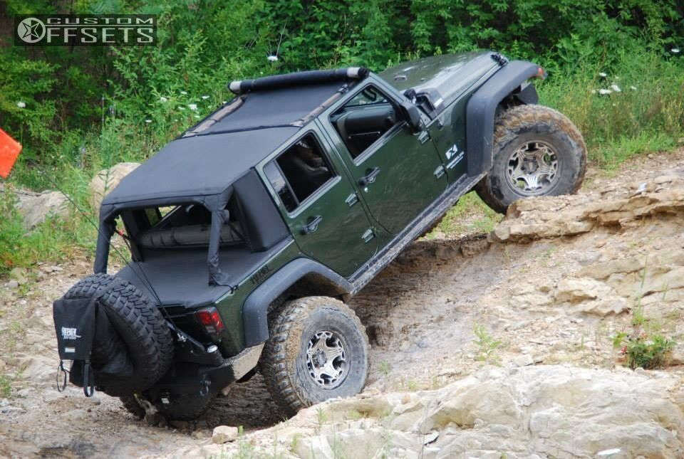 2008 Jeep Wrangler with 17x9 -12 Moto Metal MO909 and 37/12.5R17 ...