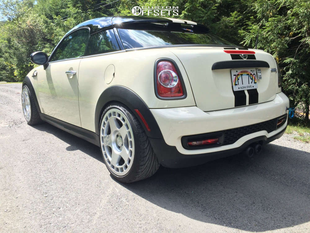 2014 Mini Cooper with 17x8 30 Fifteen52 Turbomac and 205/40R17 Kenda ...
