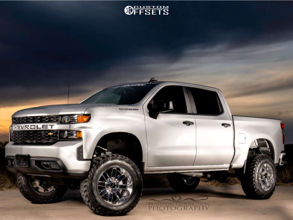 Cool Chevy Trucks Mudding