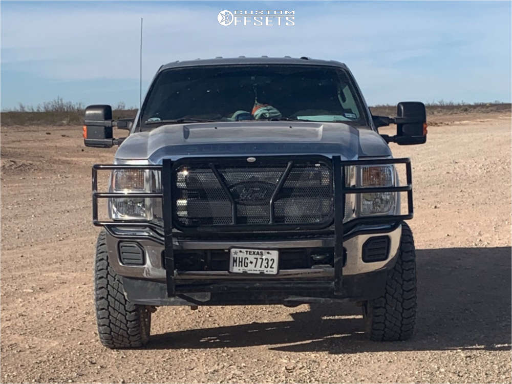 2016 Ford E-250 Super Duty with 20x12 -44 Hostile Sprocket and 35/12 ...