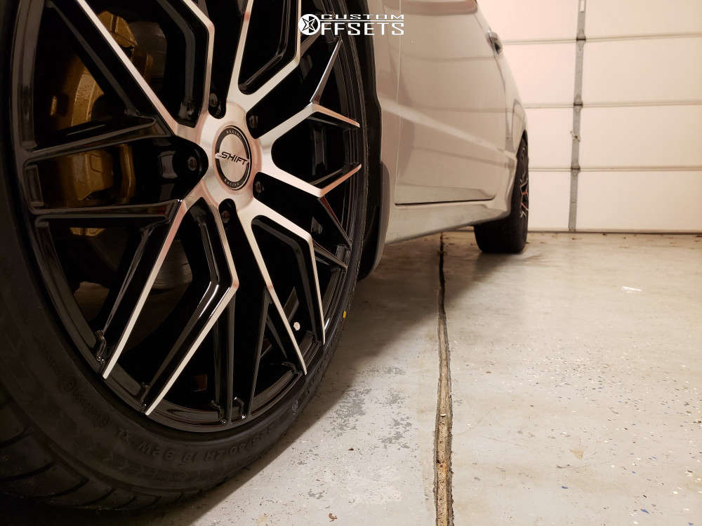 2006 Honda Civic with 18x8 35 Shift Spring and 225/40R18 Achilles ATR ...