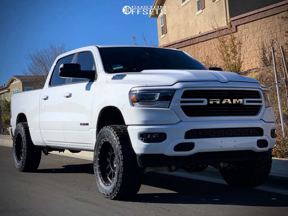 2019 Ram 1500 with 20x10 -24 Method Mr606 and 315/60R20 Toyo Tires Open ...